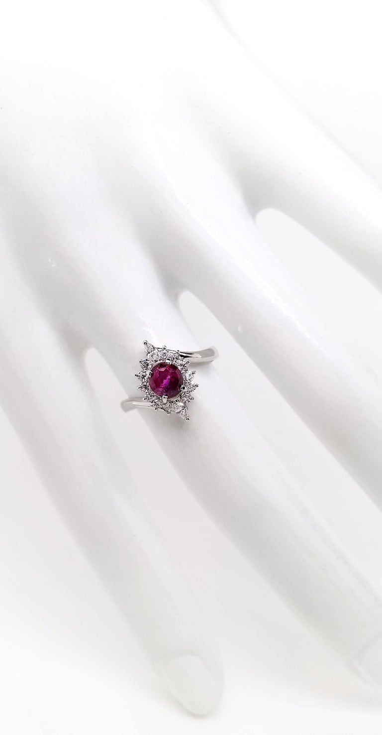 IGI Certified with 1.03ct Not-Treated Pink-Sapphire 0.21ct Natural Diamonds Ring For Sale at 1stDibs