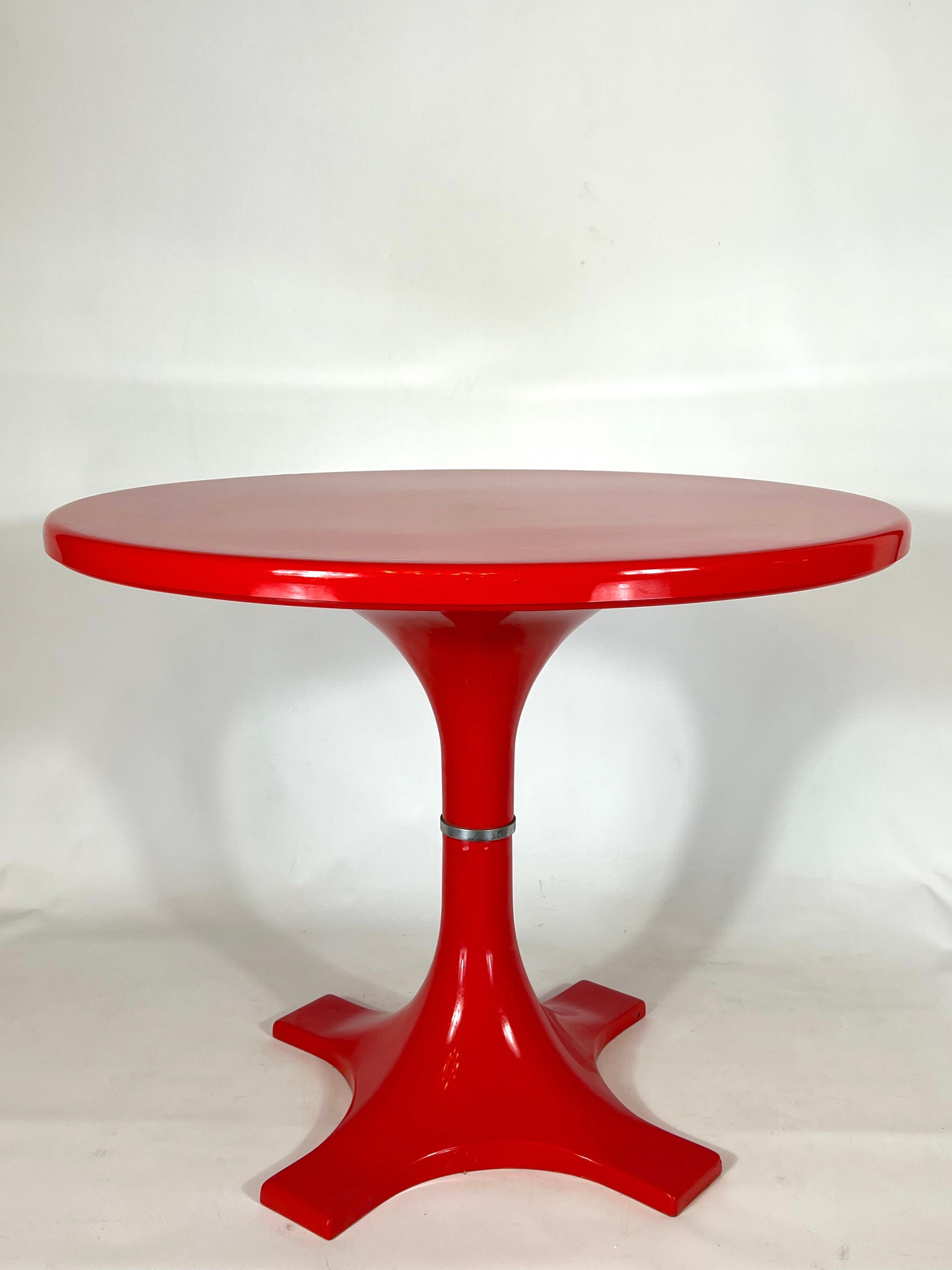 Ignazio Gardella and Anna Castelli Red Dining Table by Kartell, 1960s ...
