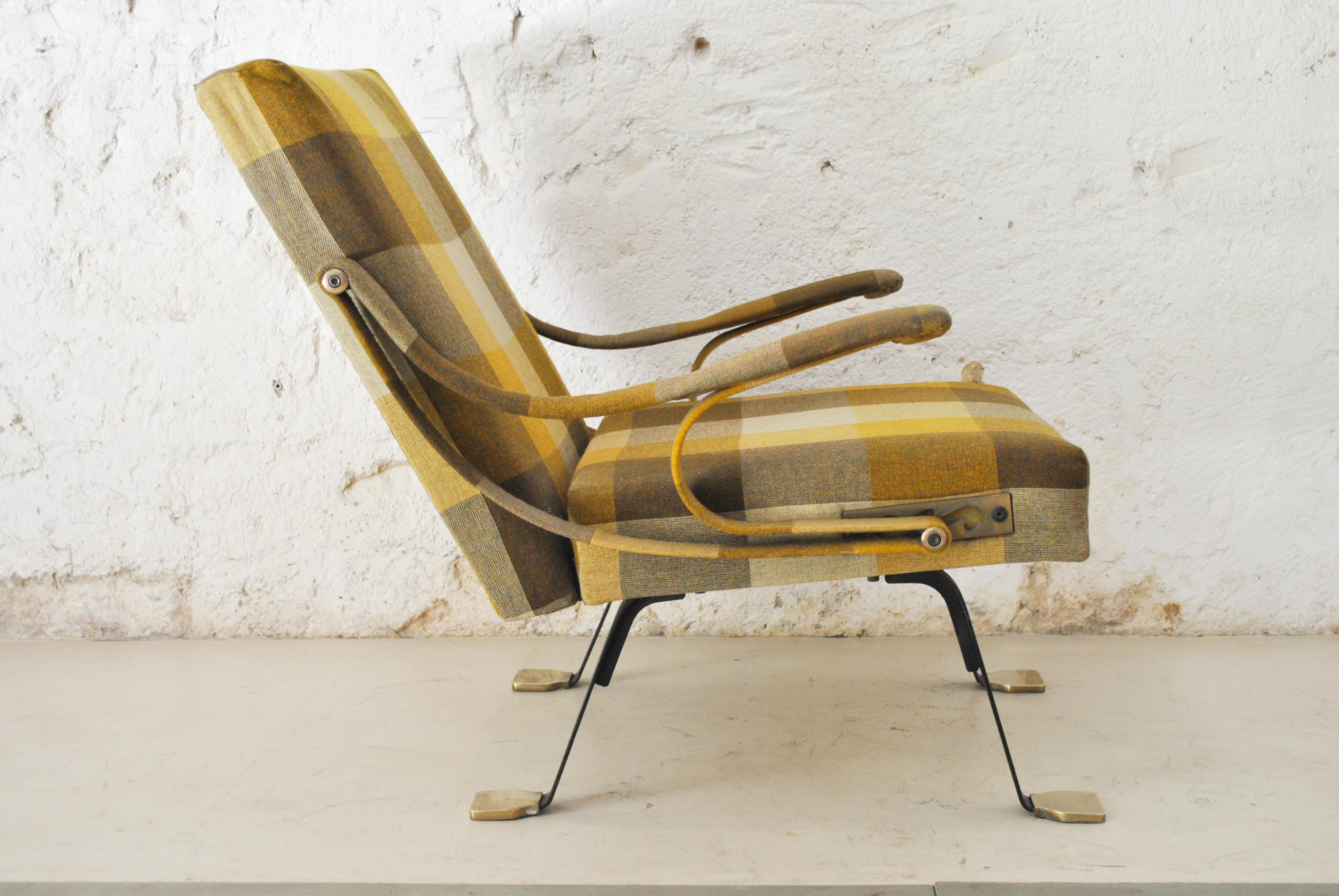 Ignazio Gardella, Digamma reclining armchair for Gavina 1950s at ...