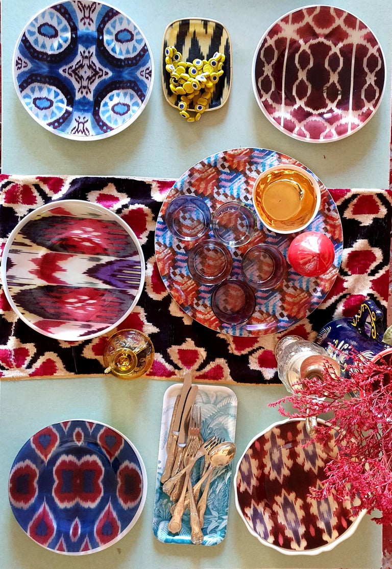 Ikat Glass Dinner Plates Set of 5 For Sale at 1stDibs