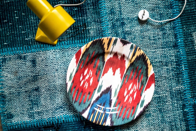 Ikat Porcelain dessert Plates Set of Six Made in Italy For Sale at 1stDibs