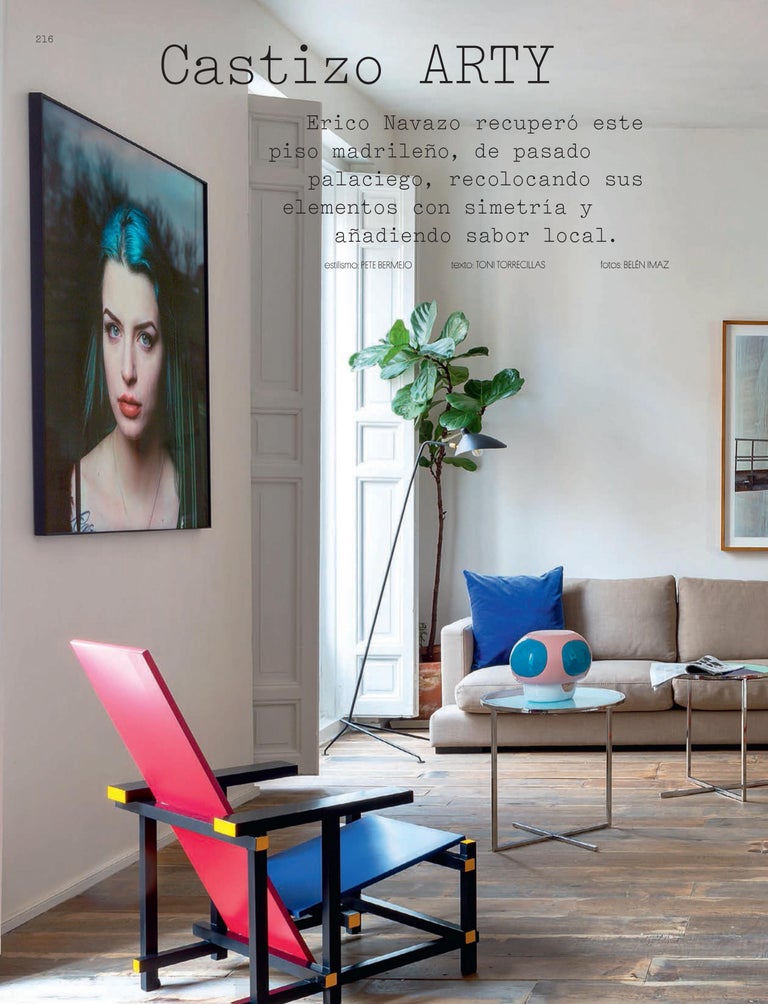 IKB 191 Contemporary Round Chrome Glass Cian Blue Center Table, Spain ...