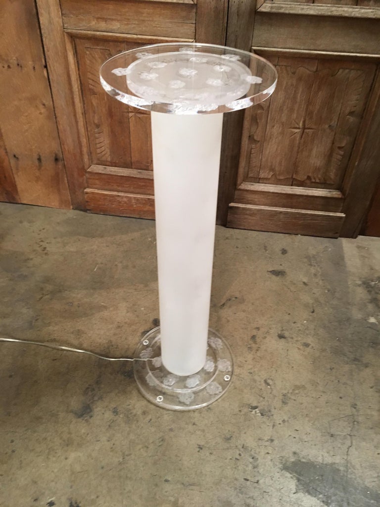 Illuminated Lucite Column at 1stDibs | illuminated columns
