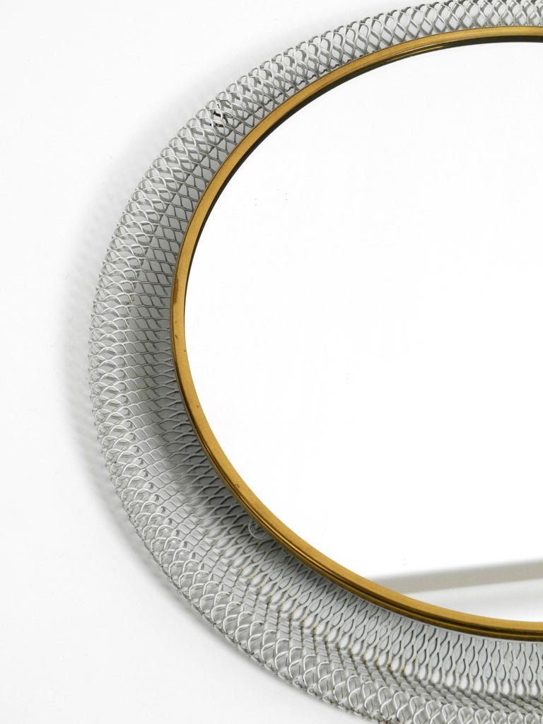 Illuminated Mid-Century Modern Round Wall Mirror with White Expanded ...