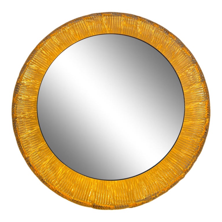 Illuminated Round Acrylic Mirror For Sale at 1stDibs