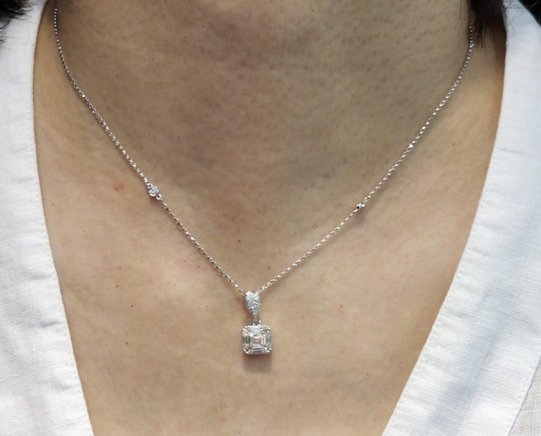 Illusion Setting Diamond Necklace 18K White Gold For Sale at 1stDibs