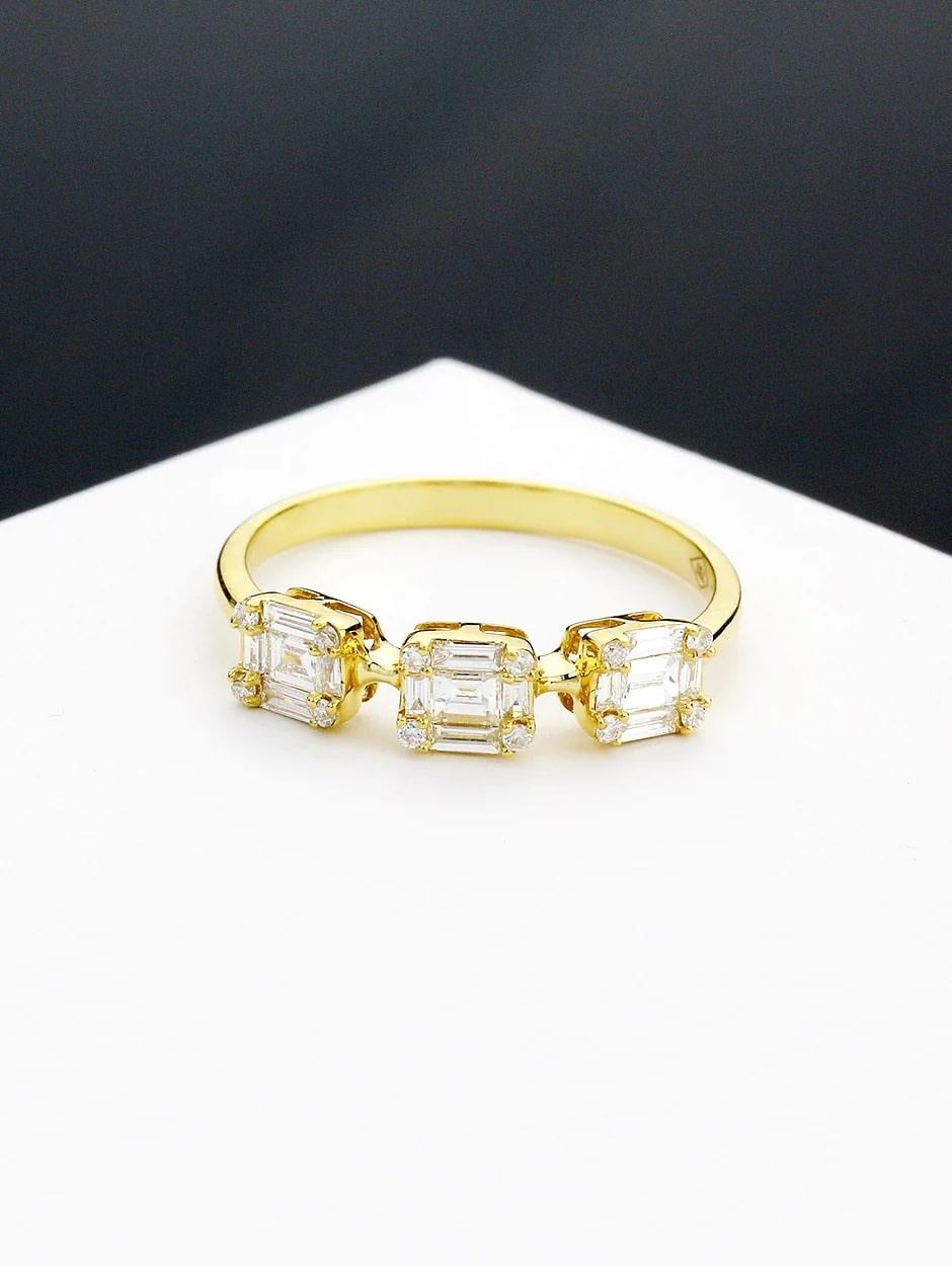 Customizable Illusional Triple Center-Rec Ring For Sale at 1stDibs