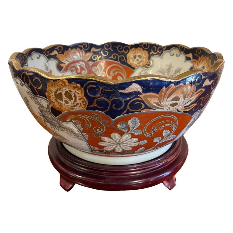 Imari Style Center or Punch Bowl on Wood Stand, 20th Century at 1stDibs