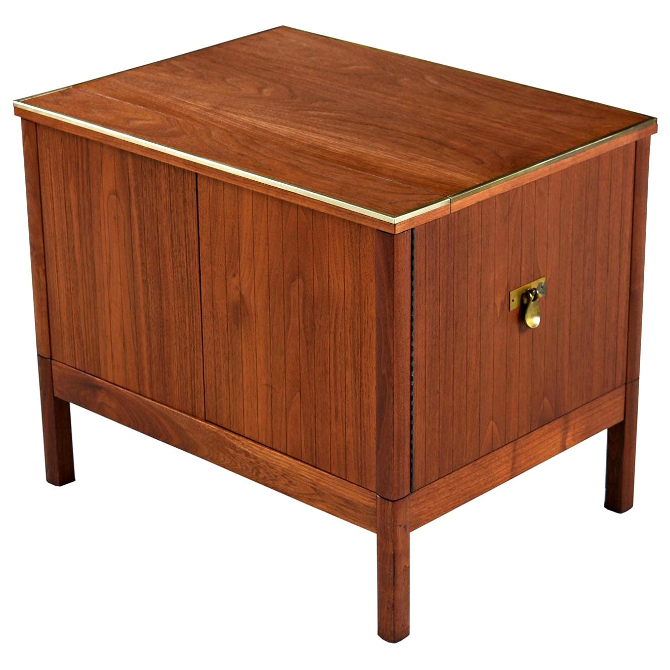 1950s End Tables - 834 For Sale at 1stdibs