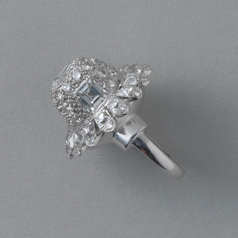 Important Platinum and Diamond Cocktail Ring For Sale at 1stDibs