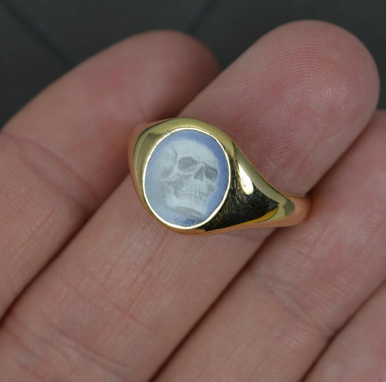 Impressive 18 Carat Gold and Enamel Skull Signet Ring For Sale at 1stDibs