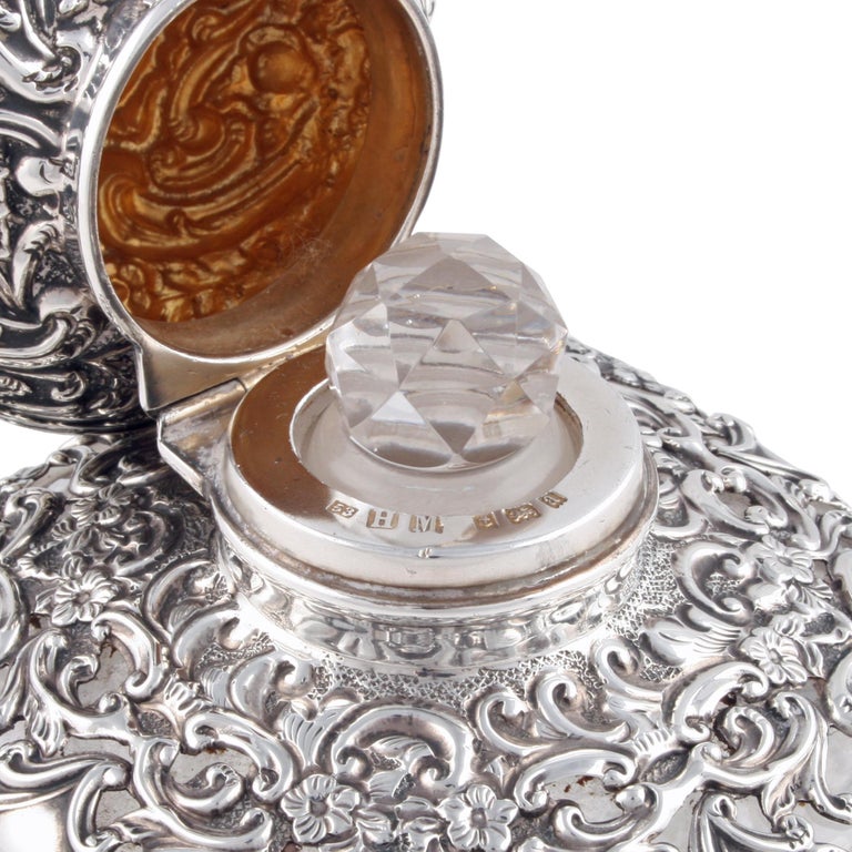 Impressive Victorian Perfume Bottle For Sale at 1stDibs