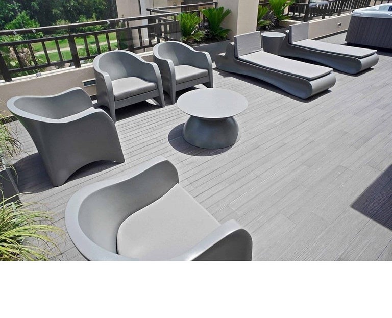 In/Out Coffee Table Set of 2 Pieces Lacquered in White For Sale at 1stDibs