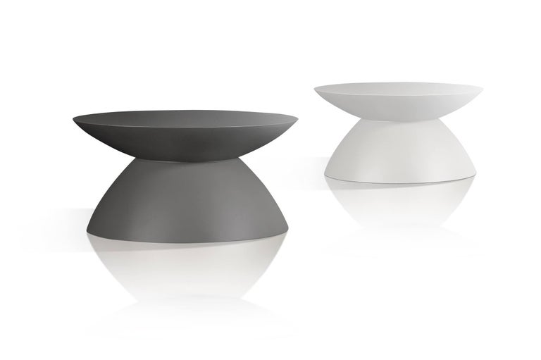 In/Out Coffee Table Set of 2 Pieces Lacquered in White For Sale at 1stDibs