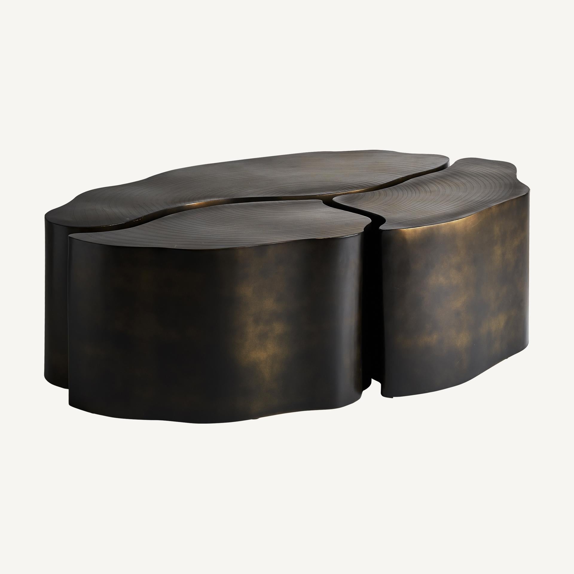 In-Stock, Freeform Bunching Coffee Table in Aged Brass For Sale at 1stDibs