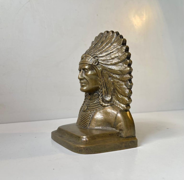 Indian Chief Desk Sculpture or Bookend in Bronze For Sale at 1stDibs