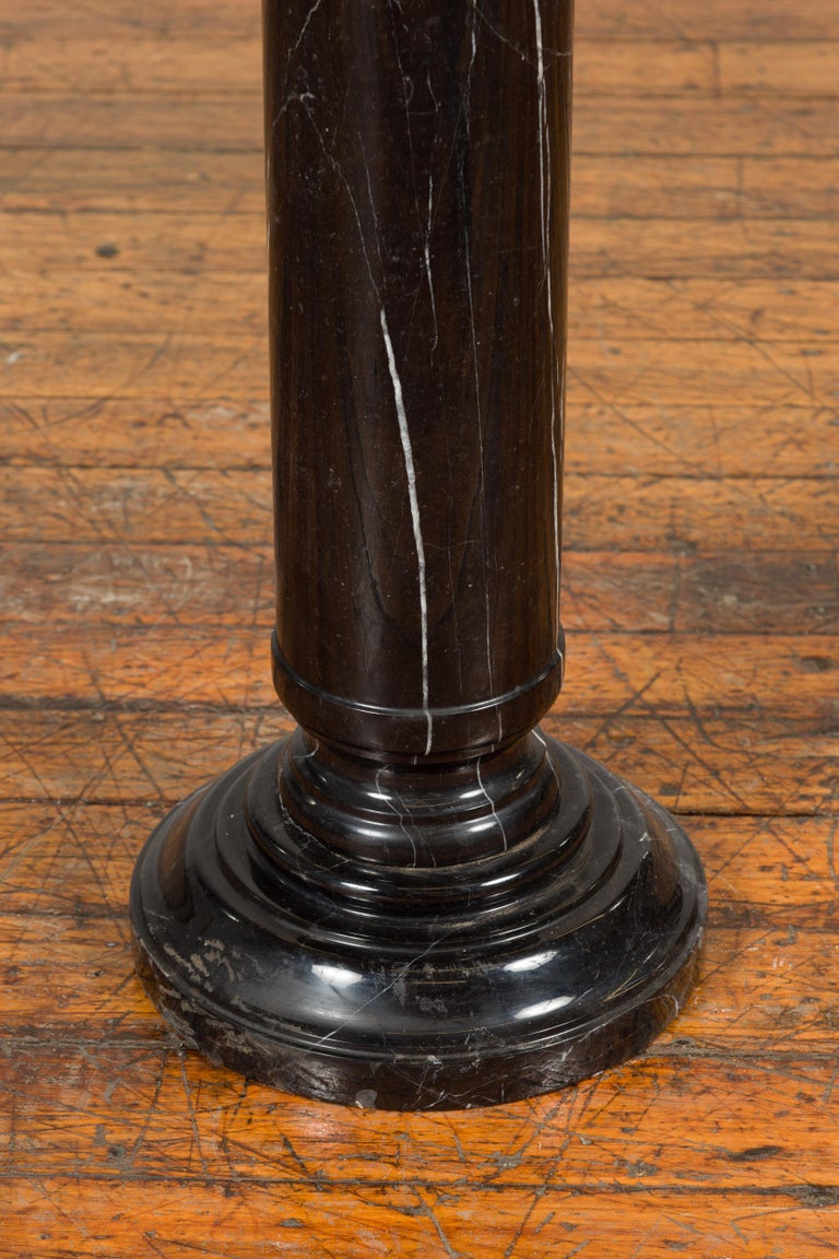 Indian Vintage Black Carrara Marble Pedestal with Circular Top and ...