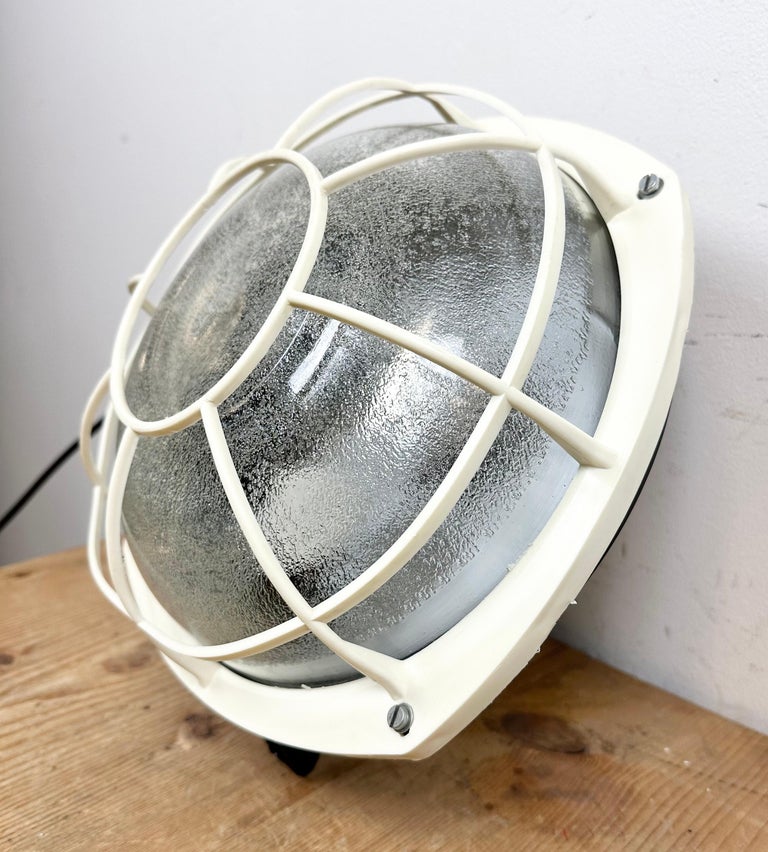Industrial Bakelite Wall or Ceiling Light from Elektrosvit, 1980s For ...