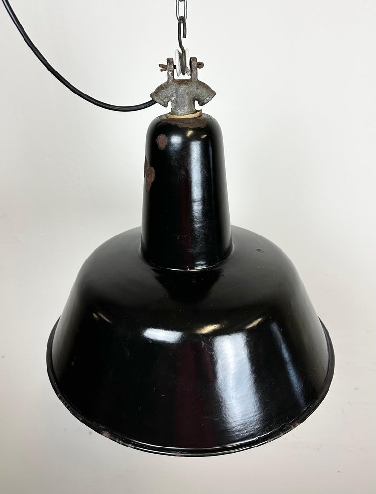 Industrial Black Enamel Factory Lamp with Cast Iron Top, 1950s For Sale ...