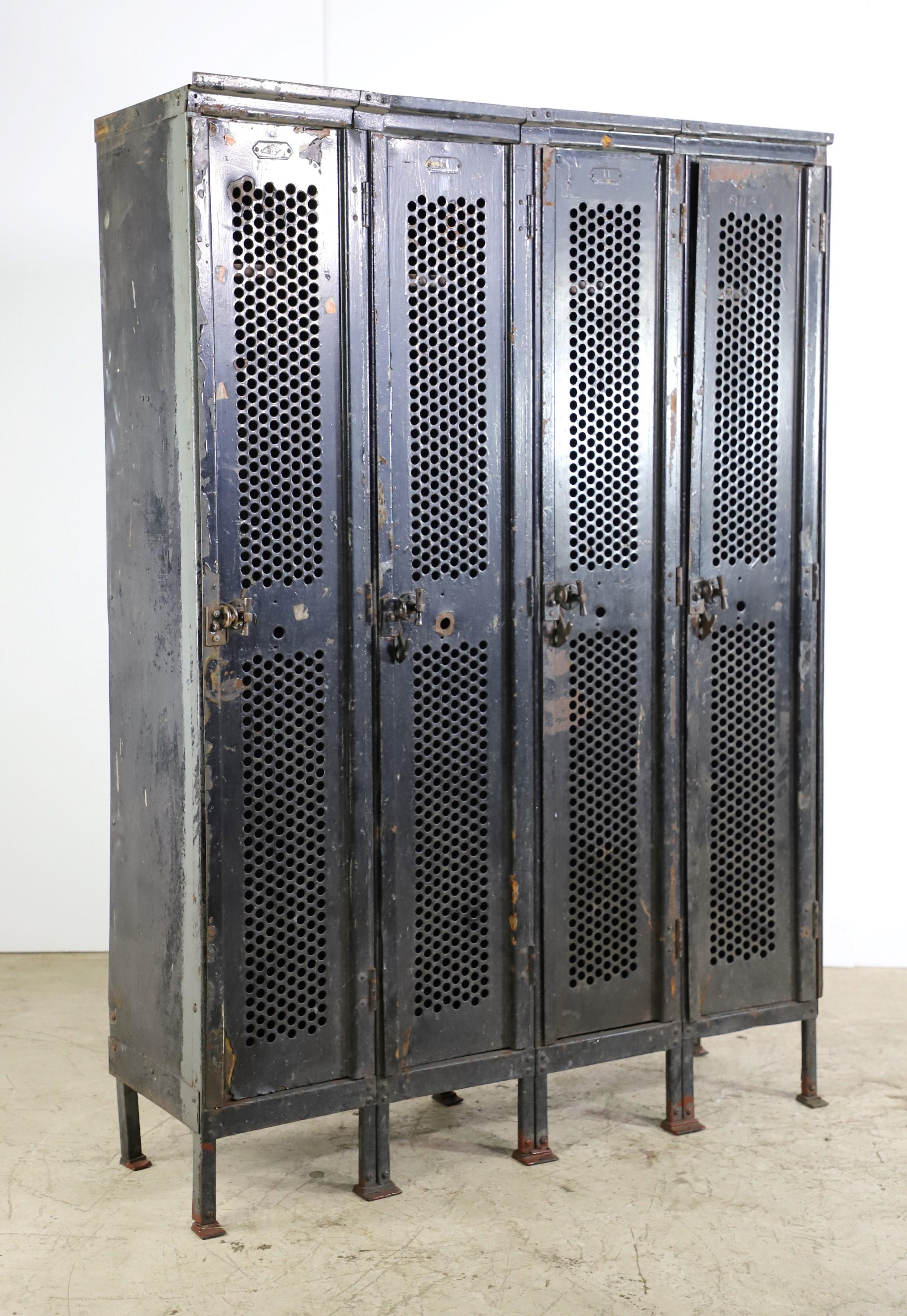 Industrial Black Steel Single Tier 4 Person Locker Unit For Sale at 1stDibs