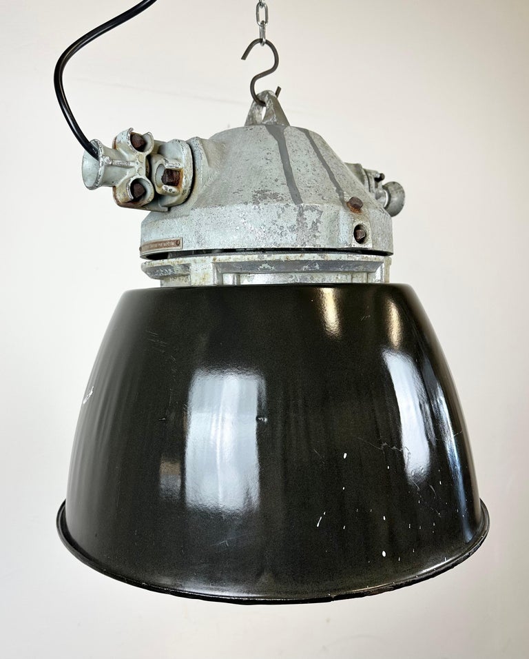 Industrial Grey Explosion Proof Lamp with Black Enameled Shade, 1970s ...