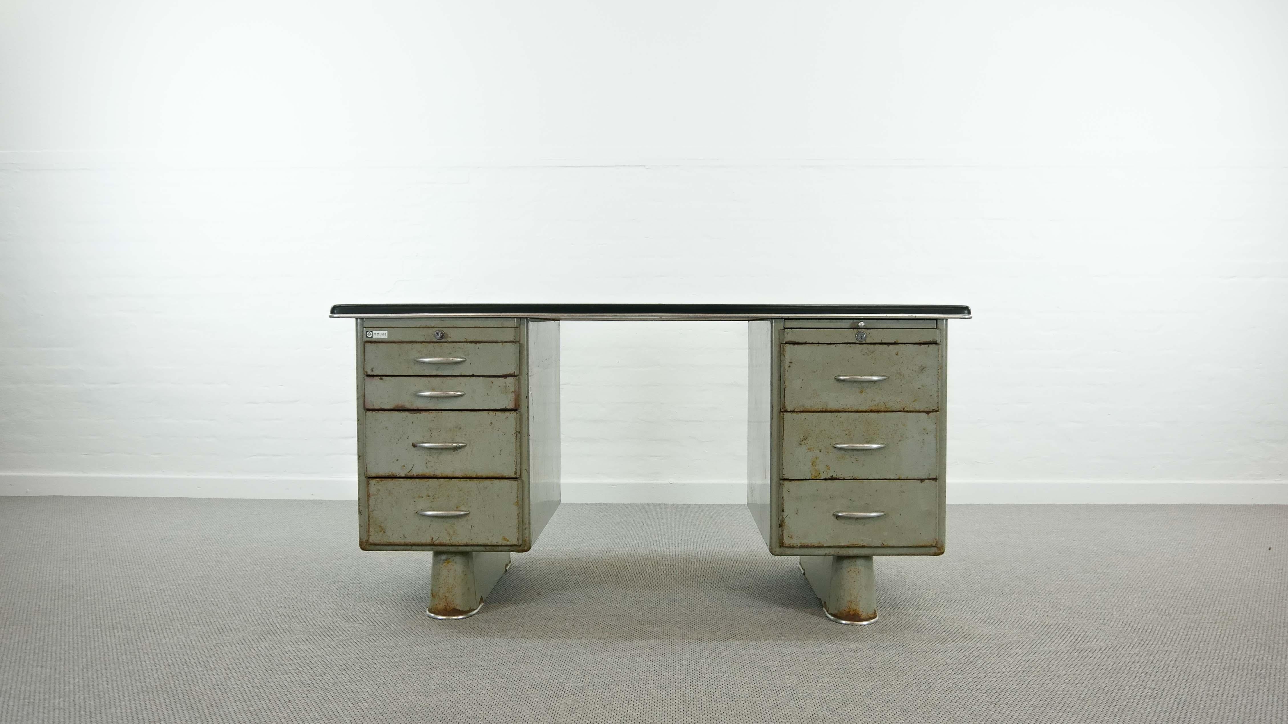 Industrial Metal Desk Bauhaus 30s-40s, Art Deco at 1stDibs | art metal ...
