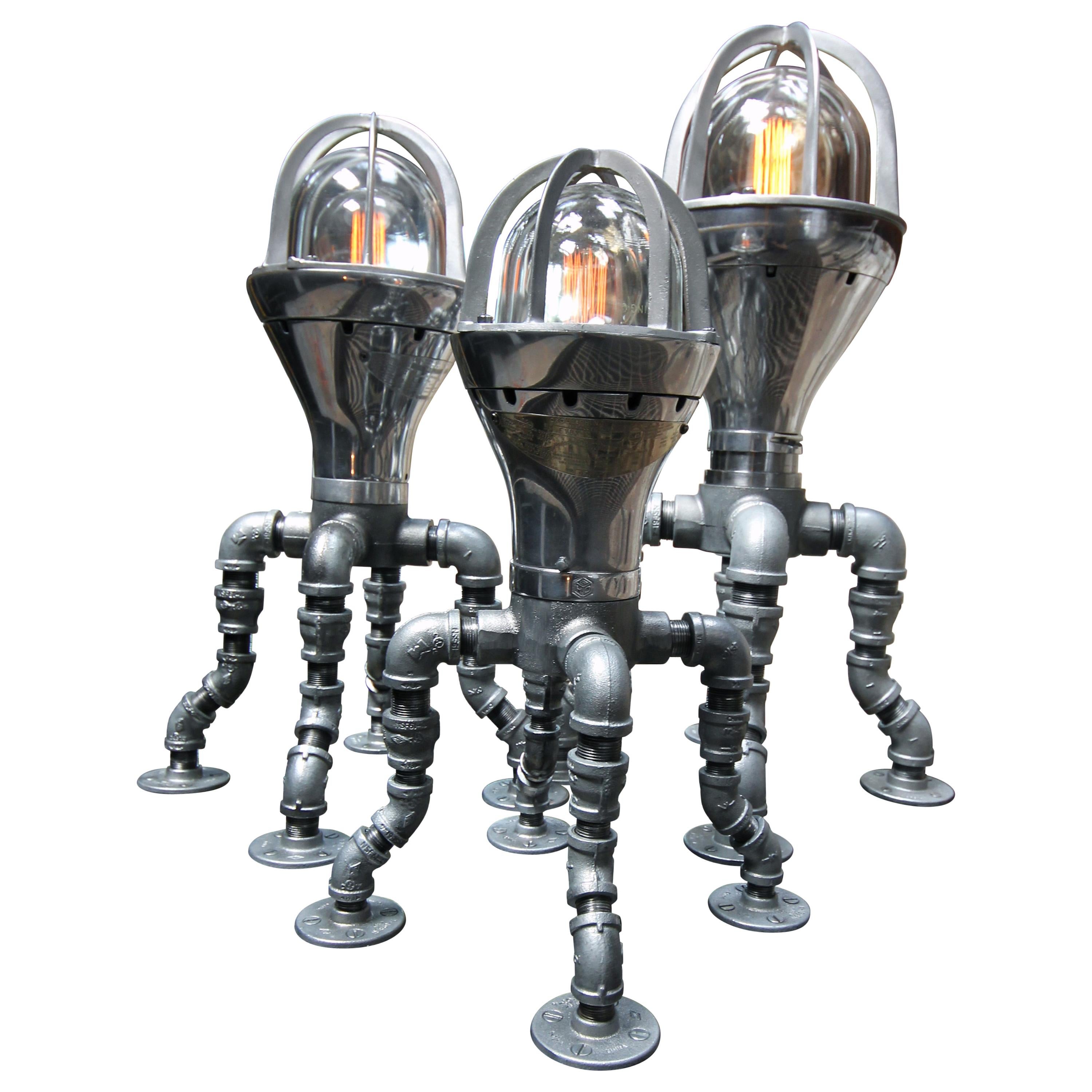 1943 WWII Crouse-Hinds Military Searchlight at 1stDibs