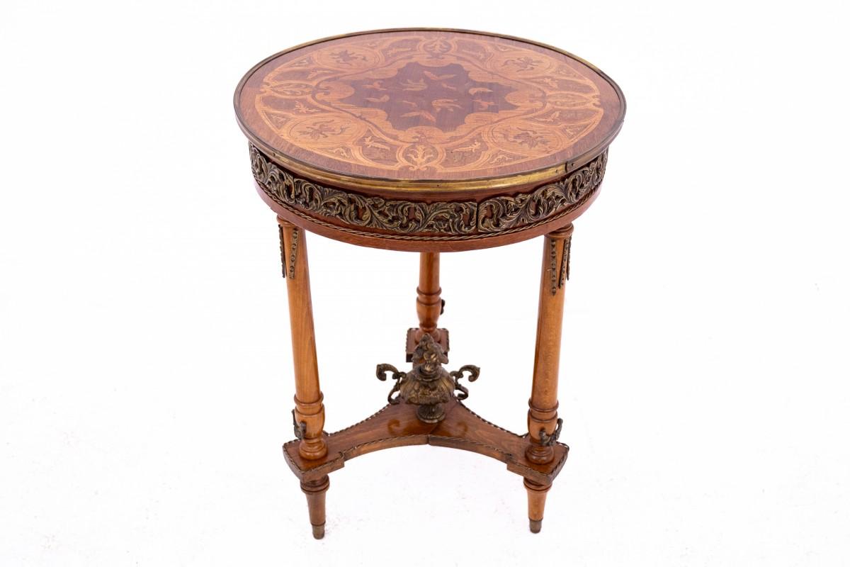 Inlaid table, France, early 20th century. For Sale at 1stDibs