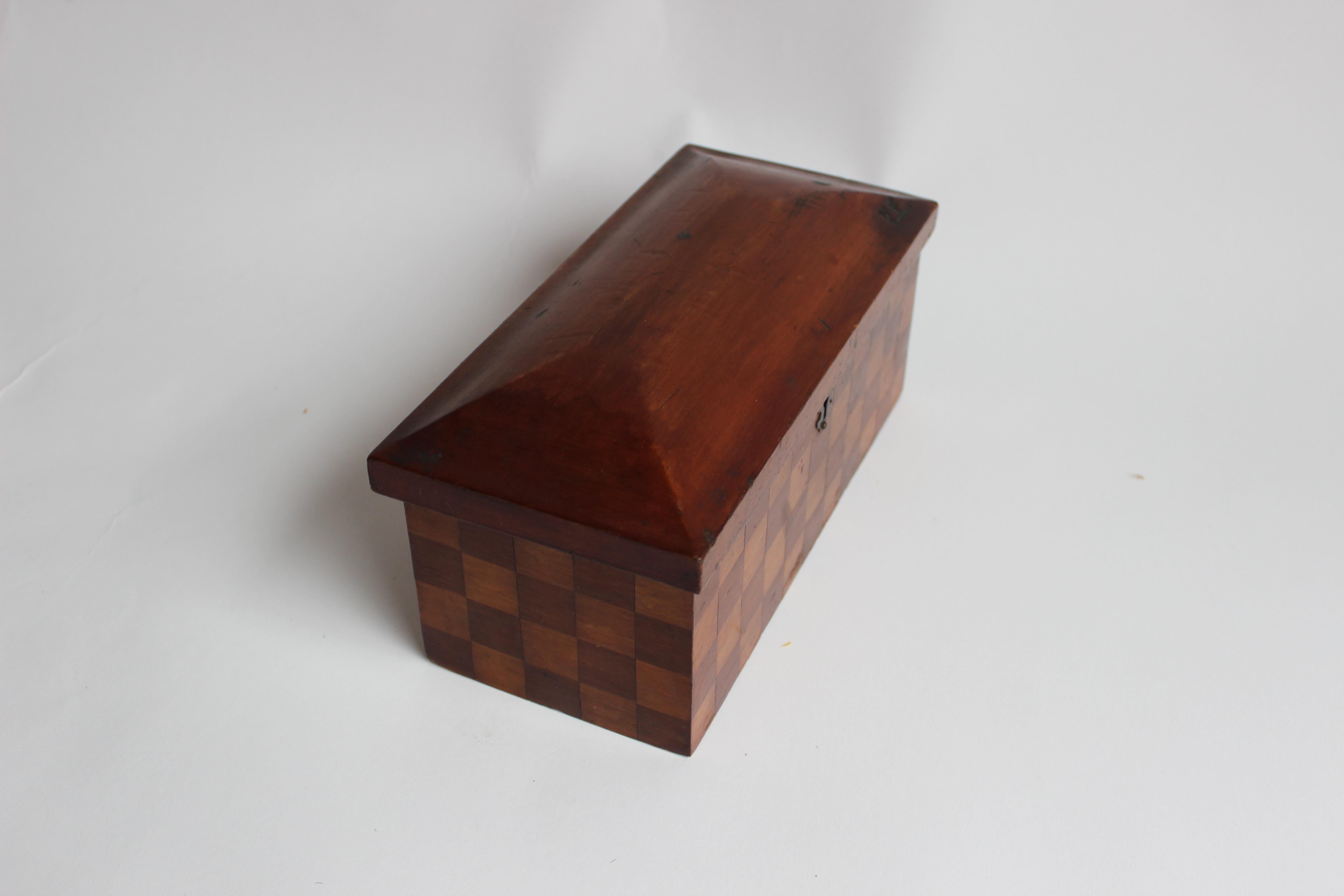 Inlaid Wood Checker Box at 1stDibs | checkerbox