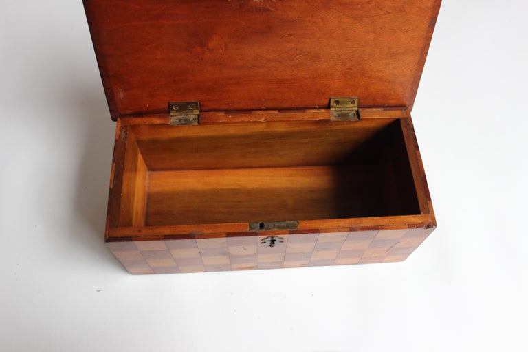 Inlaid Wood Checker Box For Sale at 1stDibs