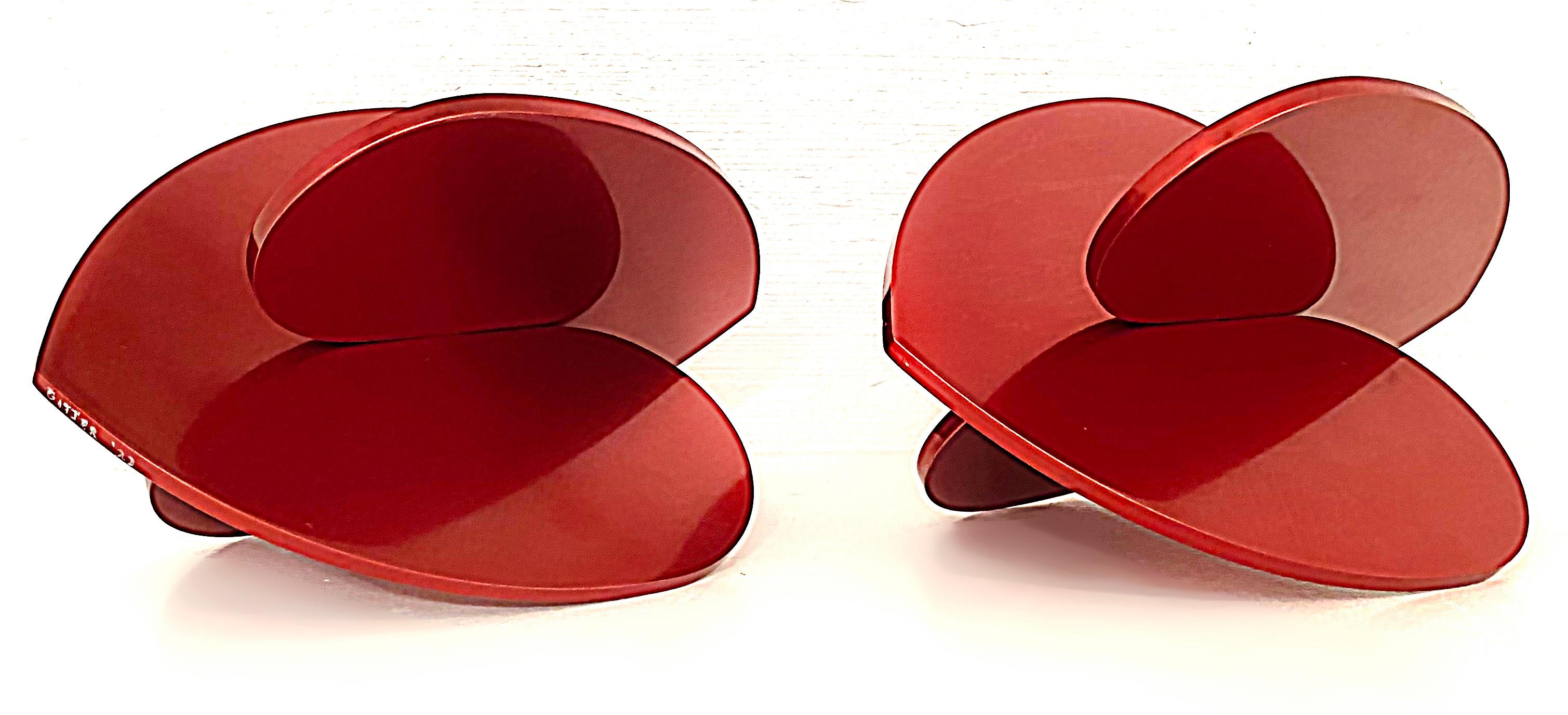 Interlocking Hearts Aluminum Sculpture by Michael Gitter, Trieuphu ...