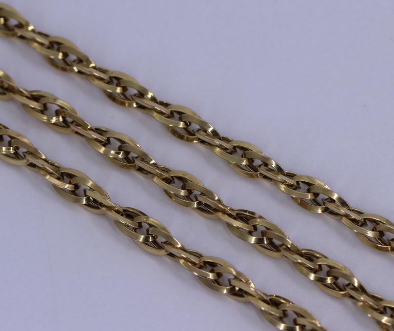 Interlocking Spiral Design Gold Neckchain For Sale at 1stDibs