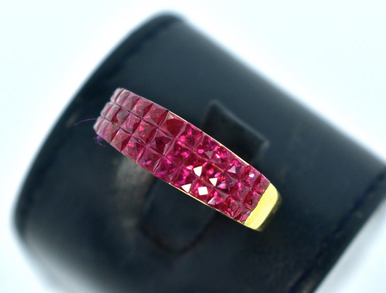 Invisibly Set Natural Fancy Cut Rubies in 18 Karat Gold For Sale at 1stDibs