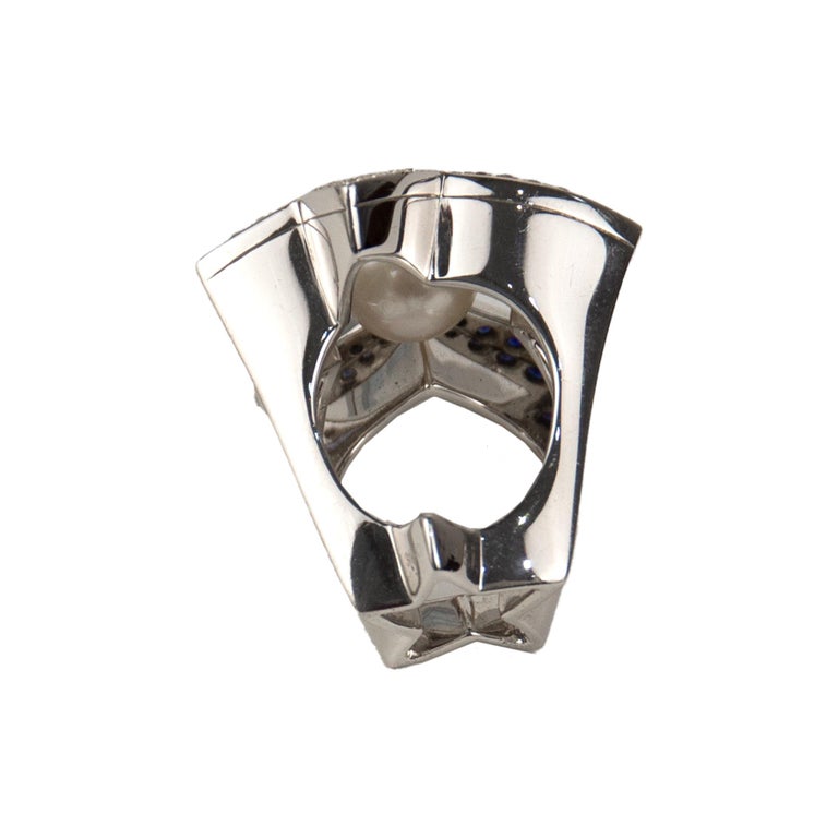 IO SI 18k White Gold 0.24 Diamond and Sapphire Ring For Sale at 1stDibs