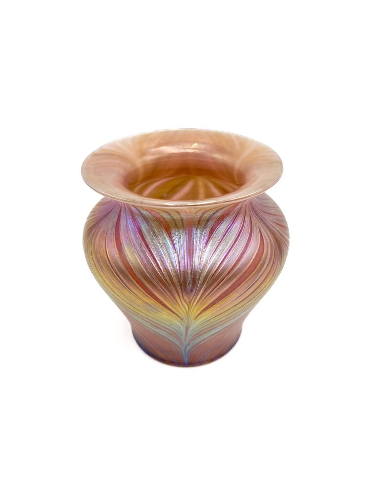 Iridescent Pink Glass Vase by Loetz, 1940s For Sale at 1stDibs
