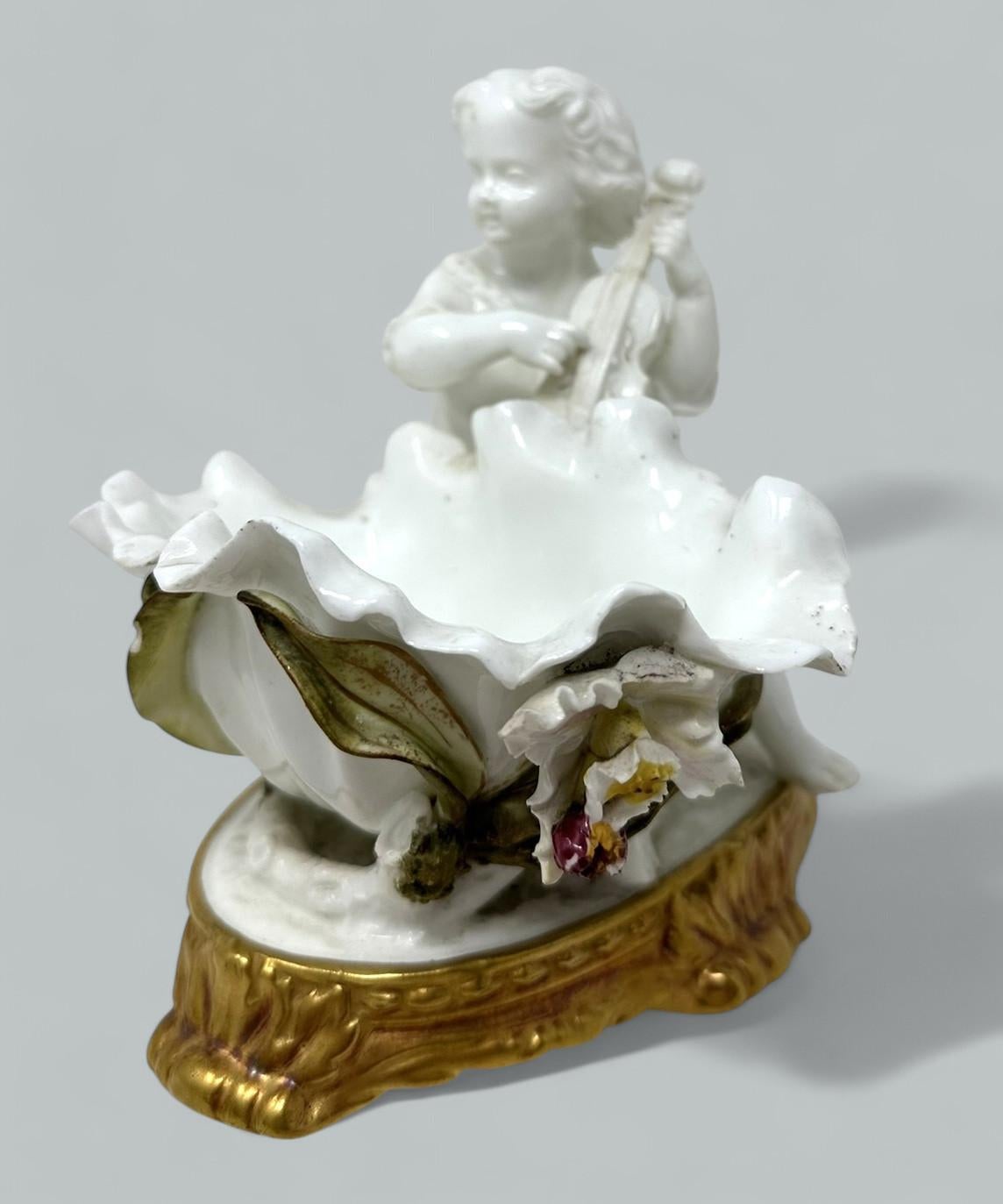 Irish Belleek Porcelain Aberdeen Pitcher Moore Porcelain Centerpiece ...