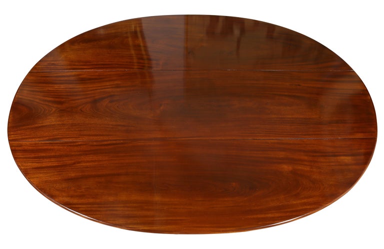 Irish Georgian Mahogany Drop-Leaf Dining Table at 1stDibs