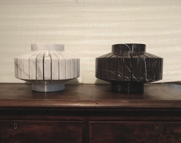 Iro Ribbed Marble Vase, Black For Sale at 1stDibs