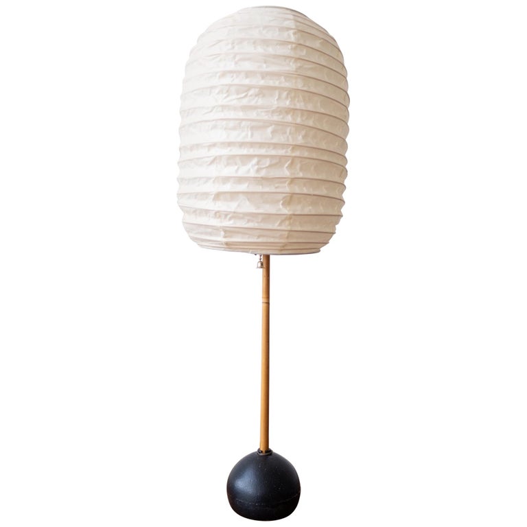 1960s Isamu Noguchi Akari Light Sculpture Table Lamp at 1stDibs
