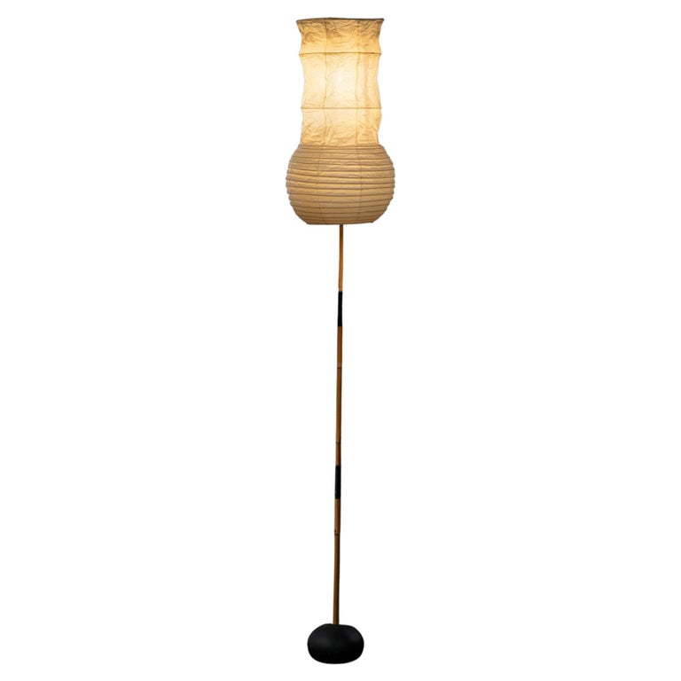 Isamu Noguchi Akari S1 on BB3 Base, Ozeki, 1951 For Sale at 1stDibs