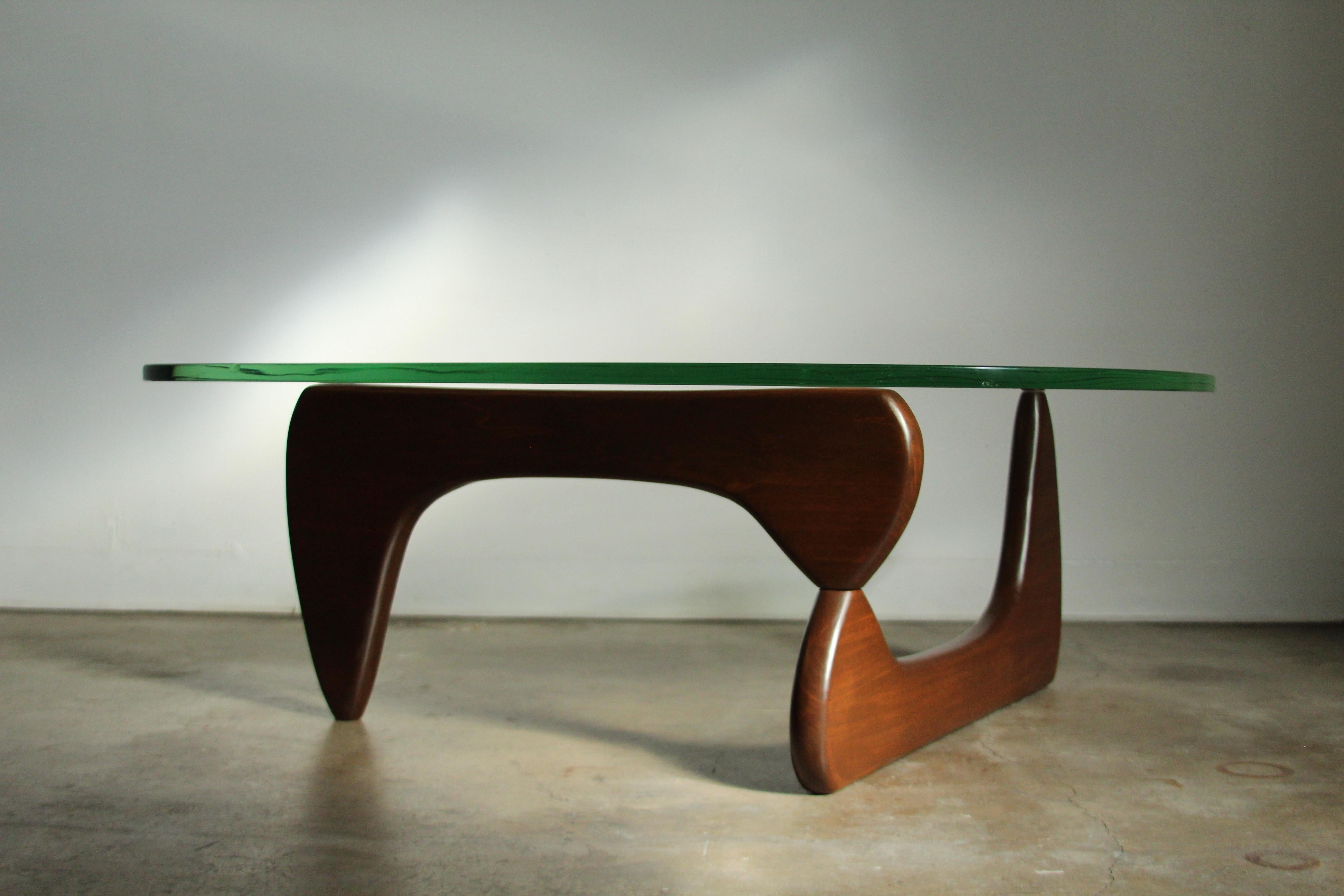 Isamu Noguchi Vintage IN-50 Coffee Table in Birch for Herman Miller ...