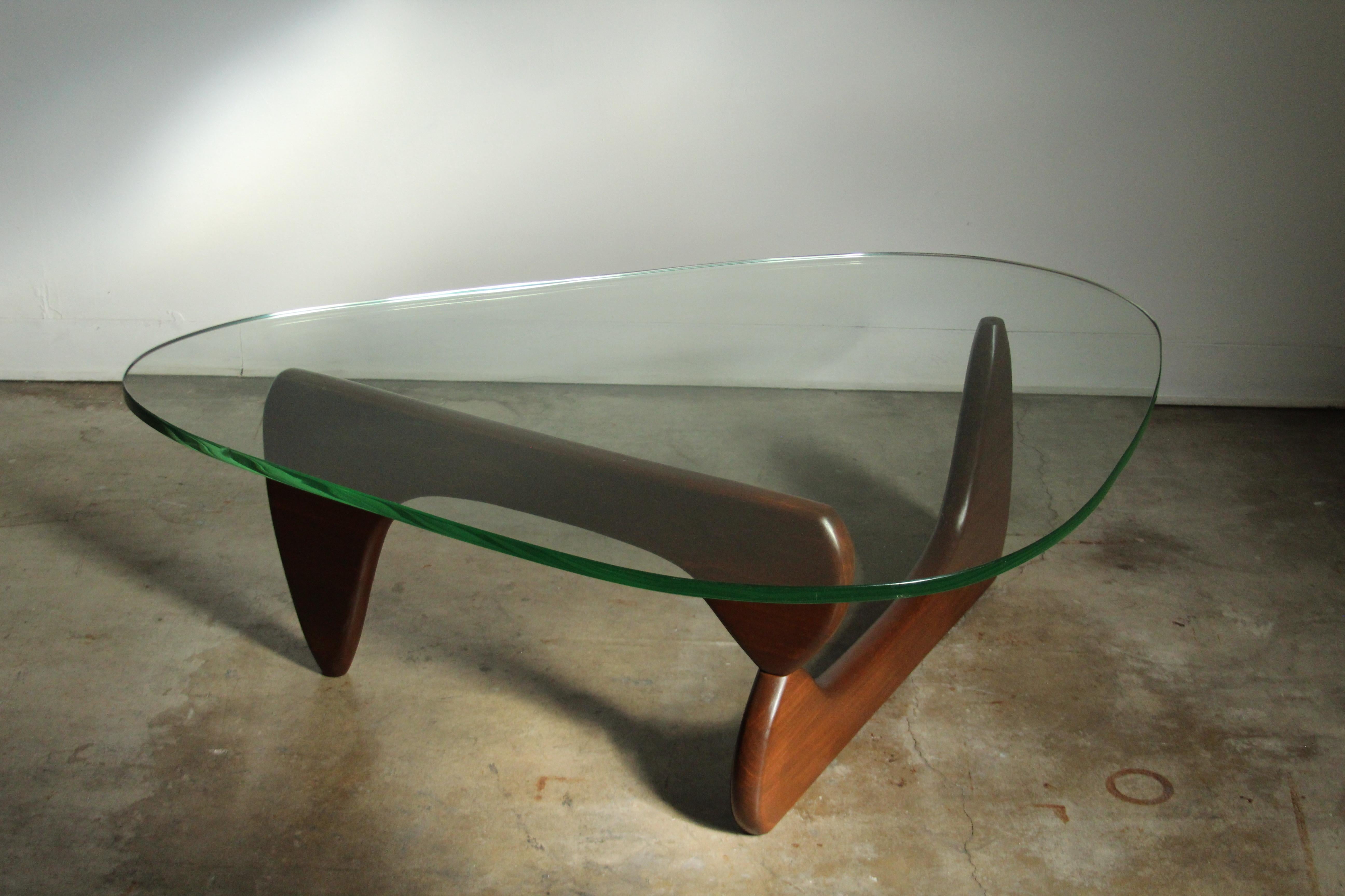 Isamu Noguchi Vintage IN-50 Coffee Table in Birch for Herman Miller ...