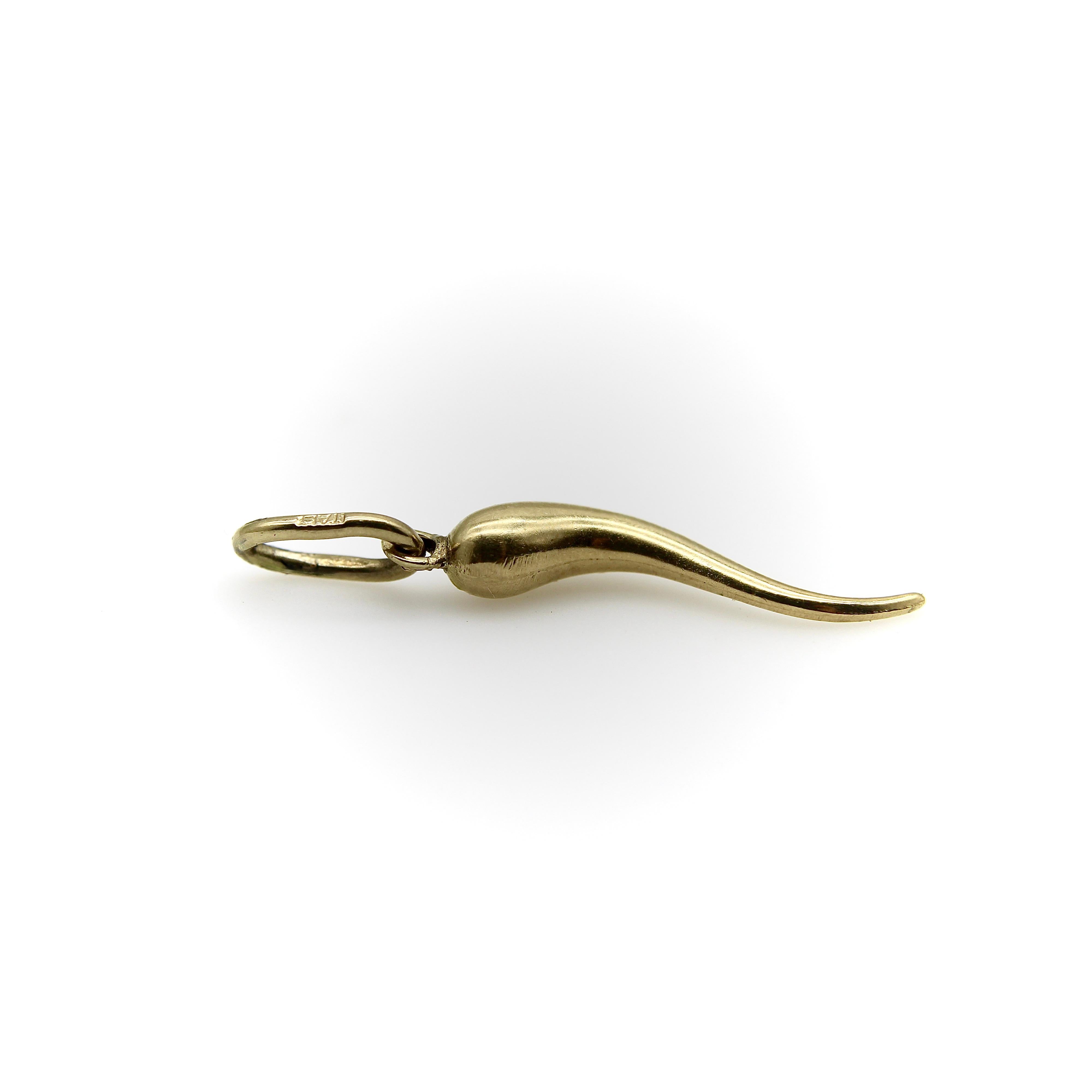 Italian 14K Gold Cornicello Pendant Charm For Sale at 1stDibs