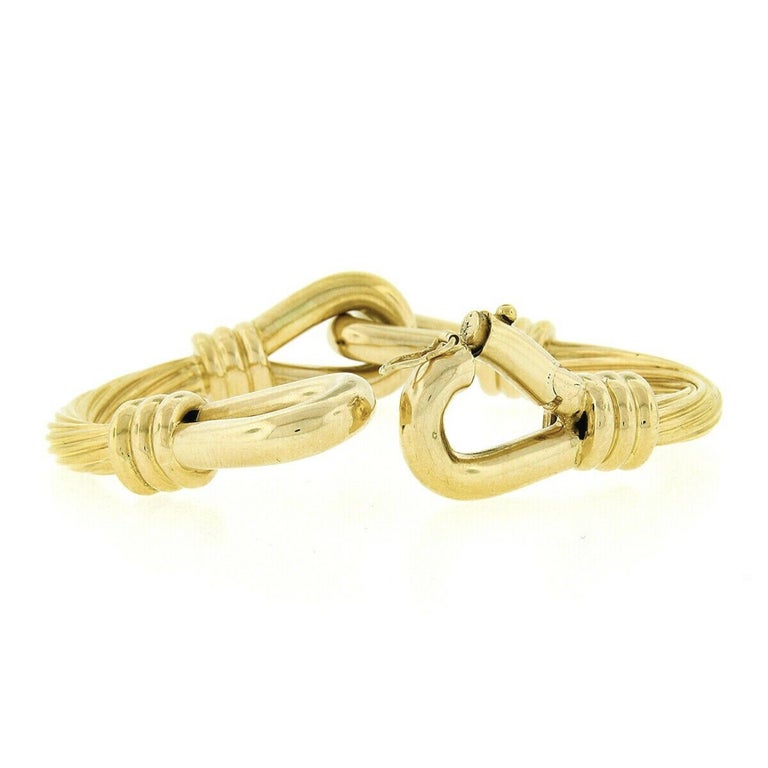 Italian 18k Gold Cable Design w/ Dual Interlocking Loops Bangle Bracelet at 1stDibs
