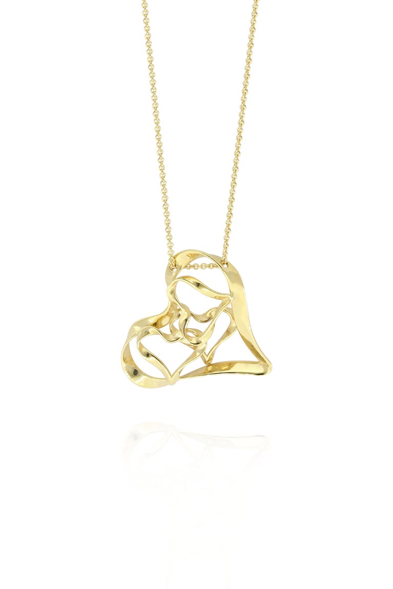 Italian 18K Gold Abstract Heart Shape Pendant Necklace For Sale at 1stDibs