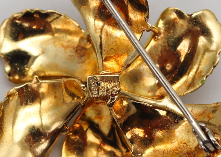 Italian 1950 Midcentury Enameled Flower Brooch in 18 Karat Gold with ...
