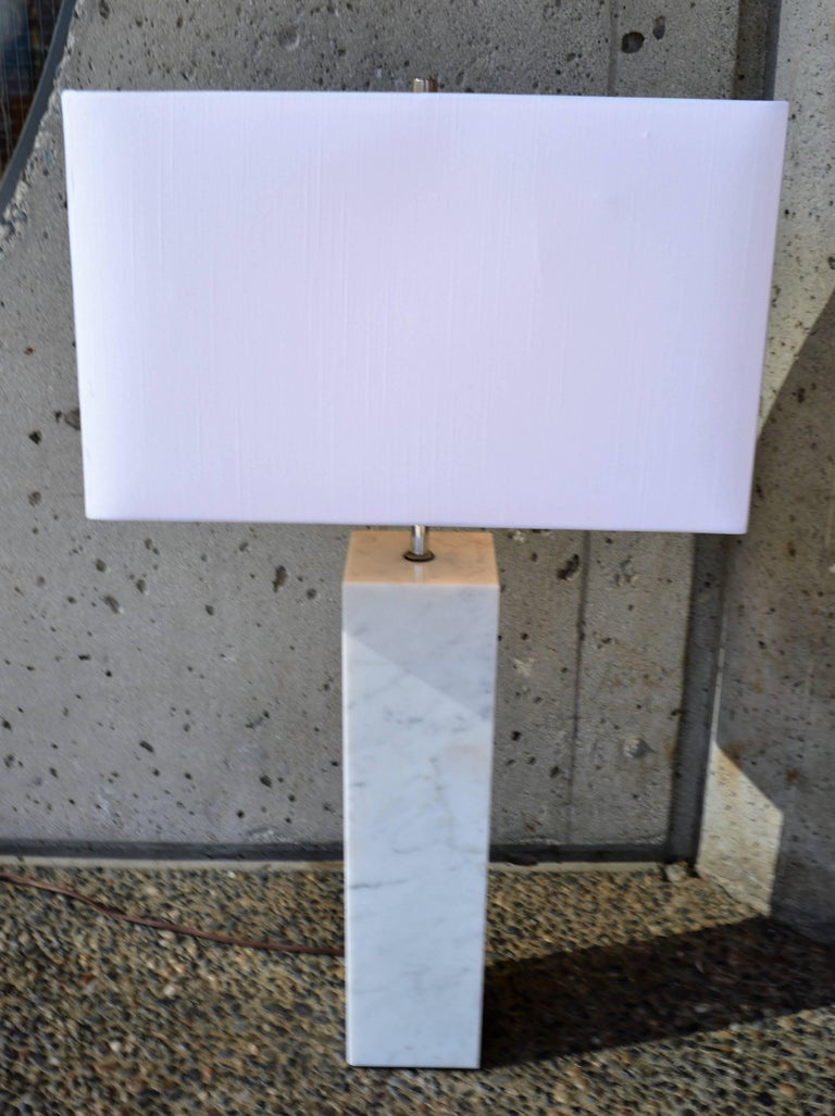 Italian 1960s Carrara Marble Column Table Lamp For Sale at 1stDibs