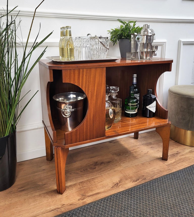 Italian 1970s Dry Bar Cocktail Cabinet Side Table For Sale at 1stDibs