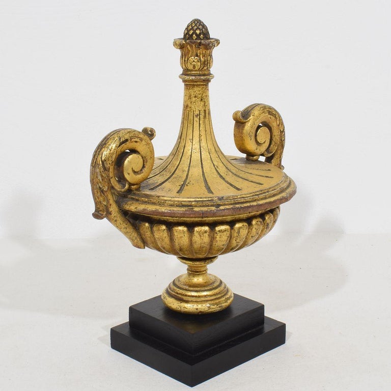 Italian 19th Century Carved Giltwood Vase Finial Ornament For Sale at ...