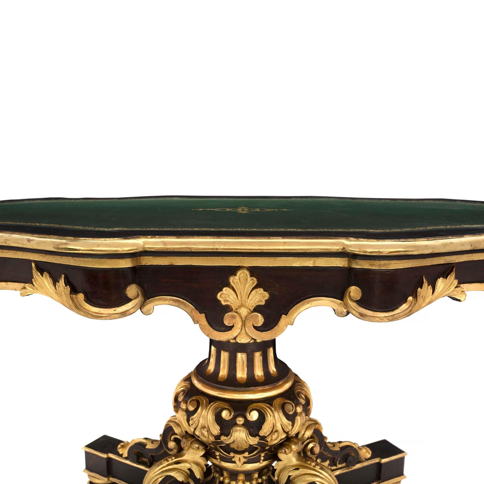 Italian 19th Century Napoleon III Period Center Table For Sale at 1stDibs